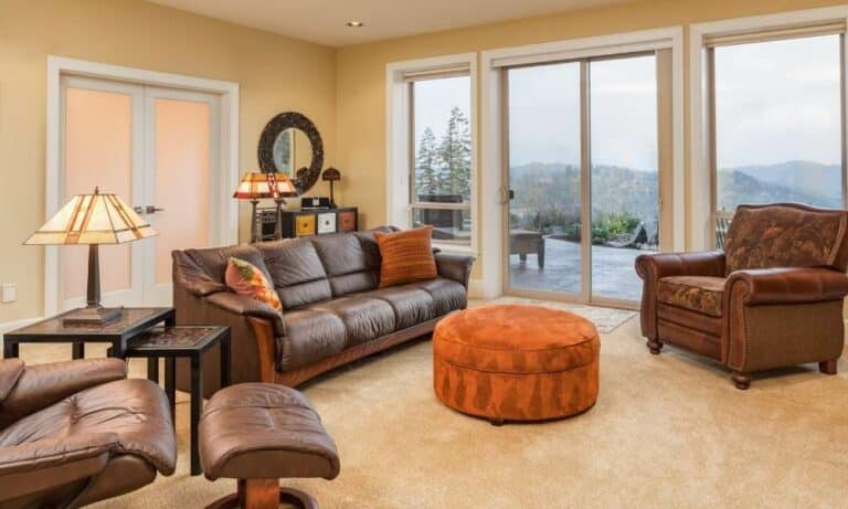 How to Decorate a Bedroom with an Offset Window