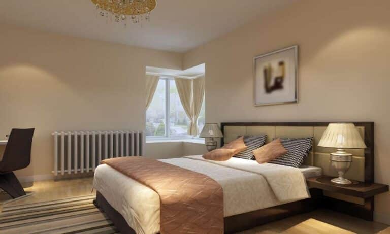 How To Decorate A Bedroom With An Offset Window: 18 Best Tips